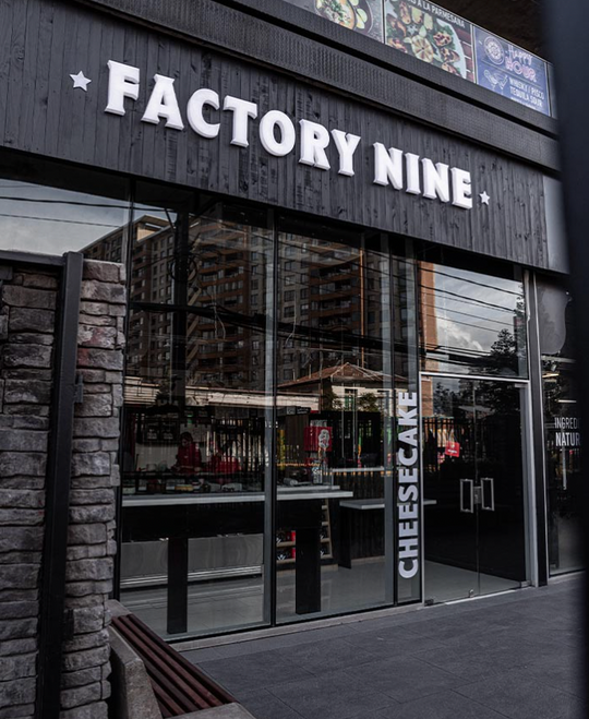Locales – Factory Nine