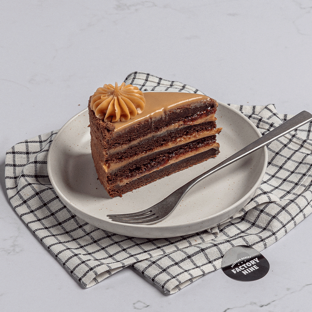 Torta Brownie Manjar Blanco & Frambuesa – Factory Nine