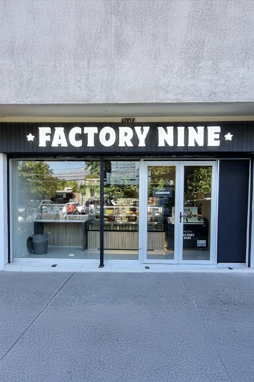 Locales – Factory Nine